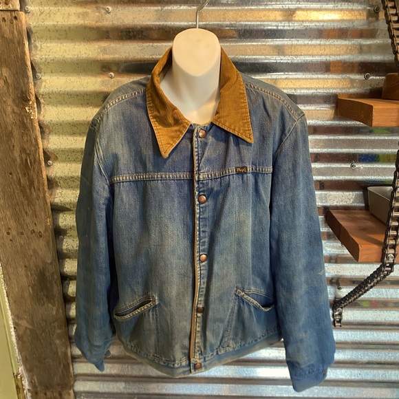 Wrangler | Jackets & Coats | Vintage Wrangler Denim Trucker Jacket ...